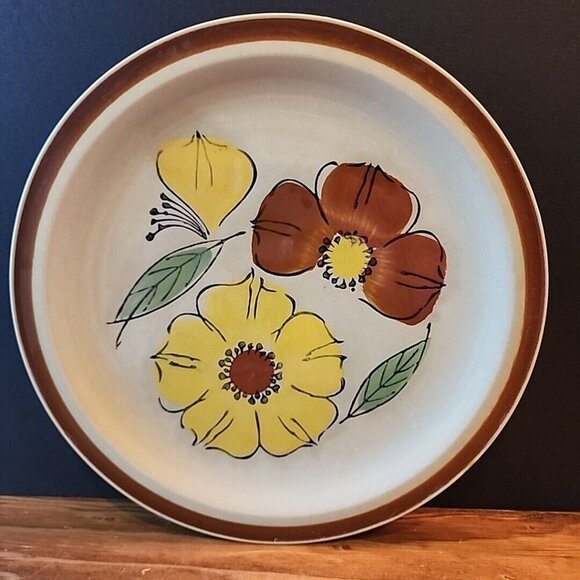 Topaz | Dining | Vintage Topaz Stoneware Bouquet Dinner Plate Made In ...